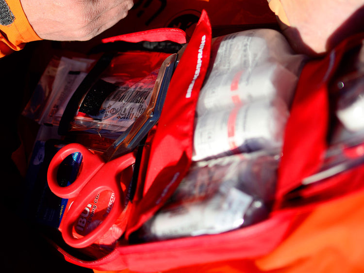 Customising Your First Aid Kit Tips | Blog | Lifesystems