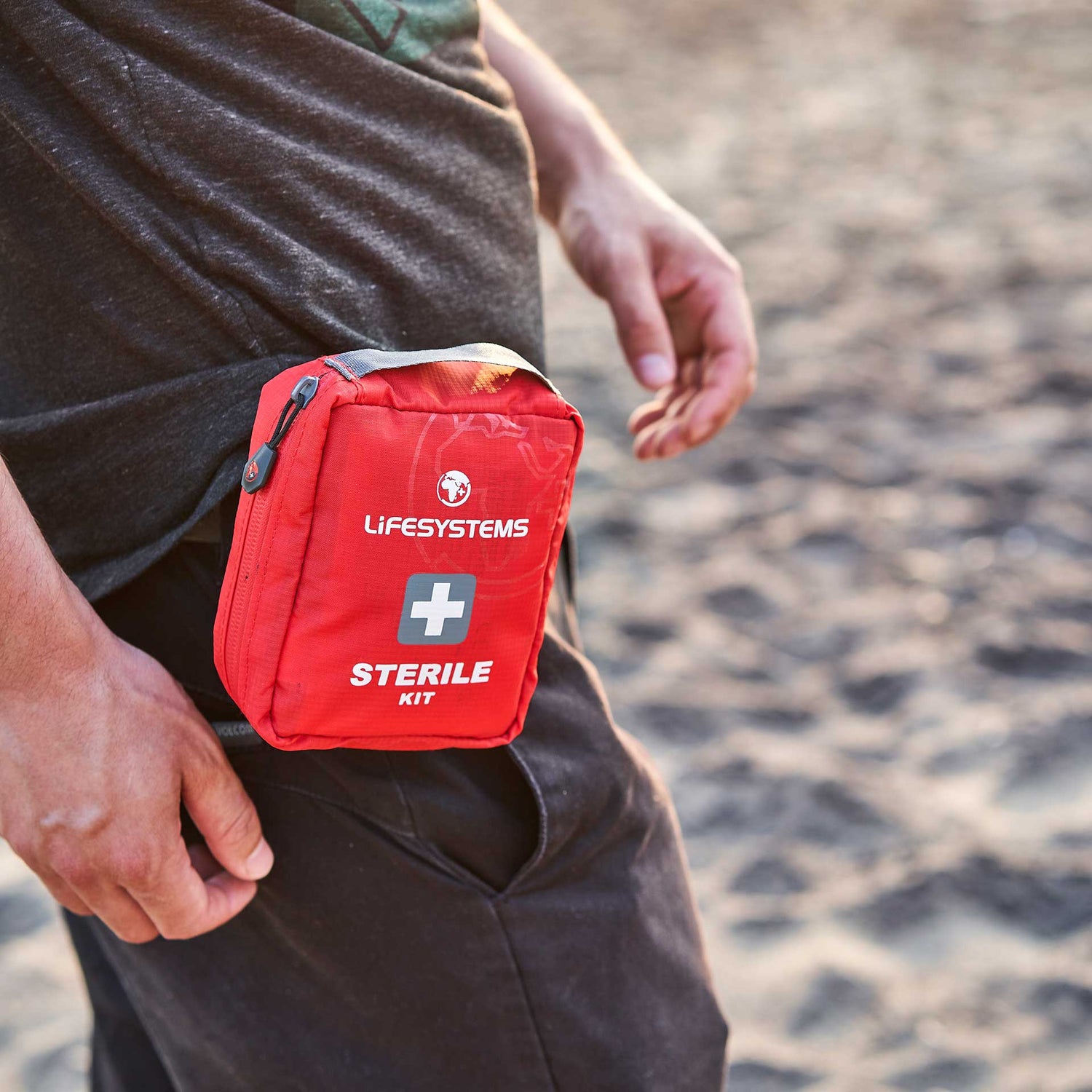 Sterile Kit | Travel First Aid Kit | Lifesystems