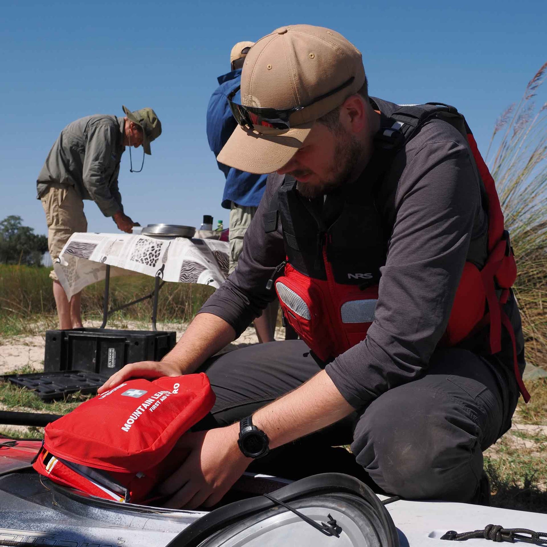 Mountain Leader Pro First Aid Kit | First Aid Kit Contents | Lifesystems