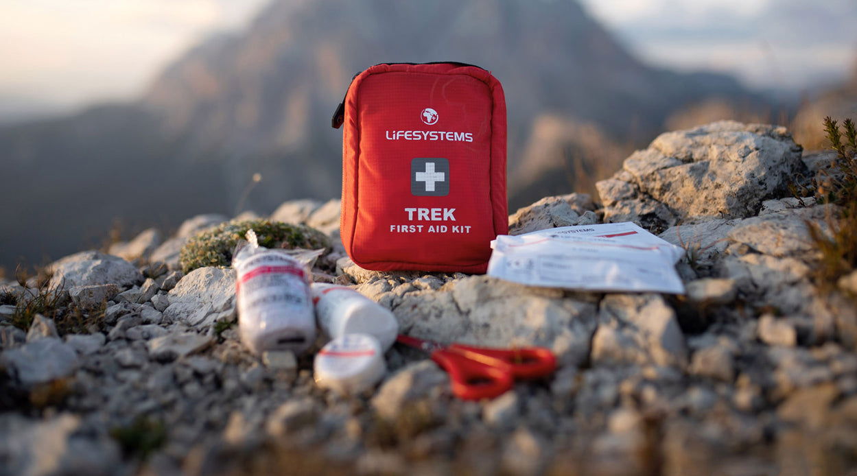 First Aid Kits | Travel First Aid Kit | Lifesystems